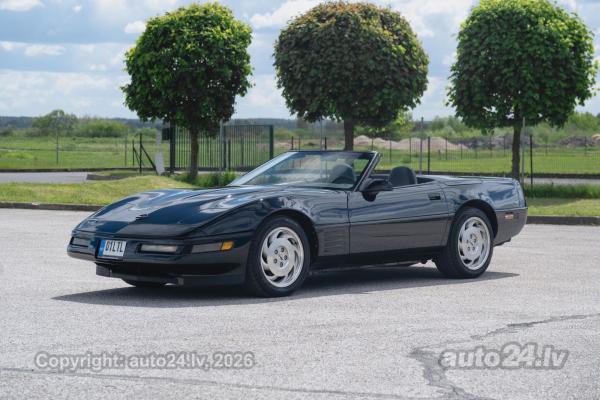 Melns Chevrolet Corvette 1994 Tartu, ar dzinēja tilpumu 5.70 L un nobraukumu 221 tūkst. km par 12500 €, foto 1 vietnē AUTOMOTO.COM.LV