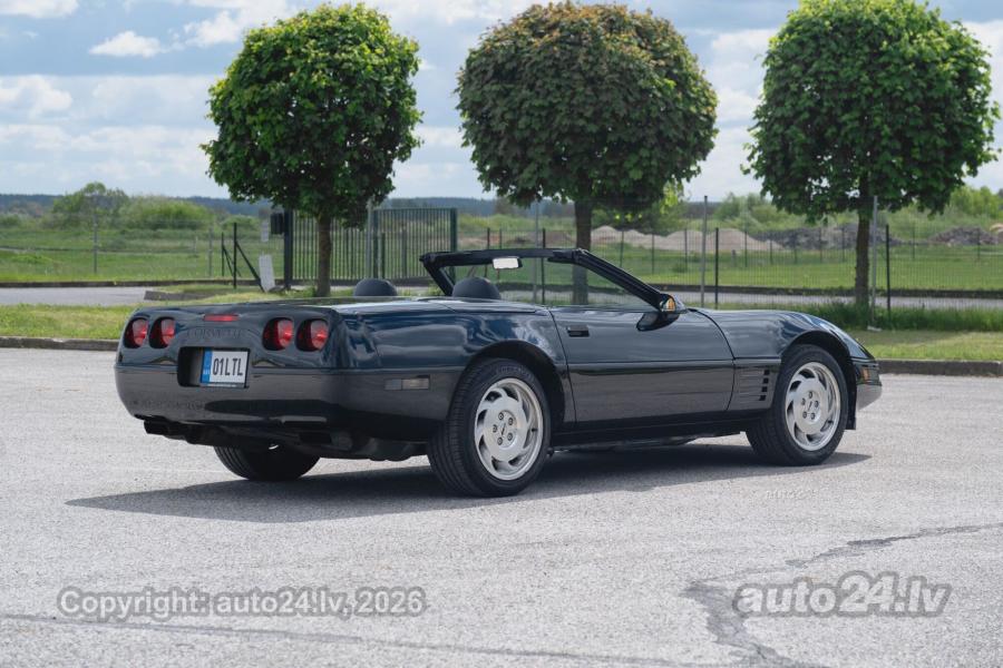 Black Chevrolet Corvette 1994 in Tartu, with an engine capacity of 5.70 L and mileage of 222 thousand km for 10999 €, photo 9 on AUTOMOTO.COM.LV