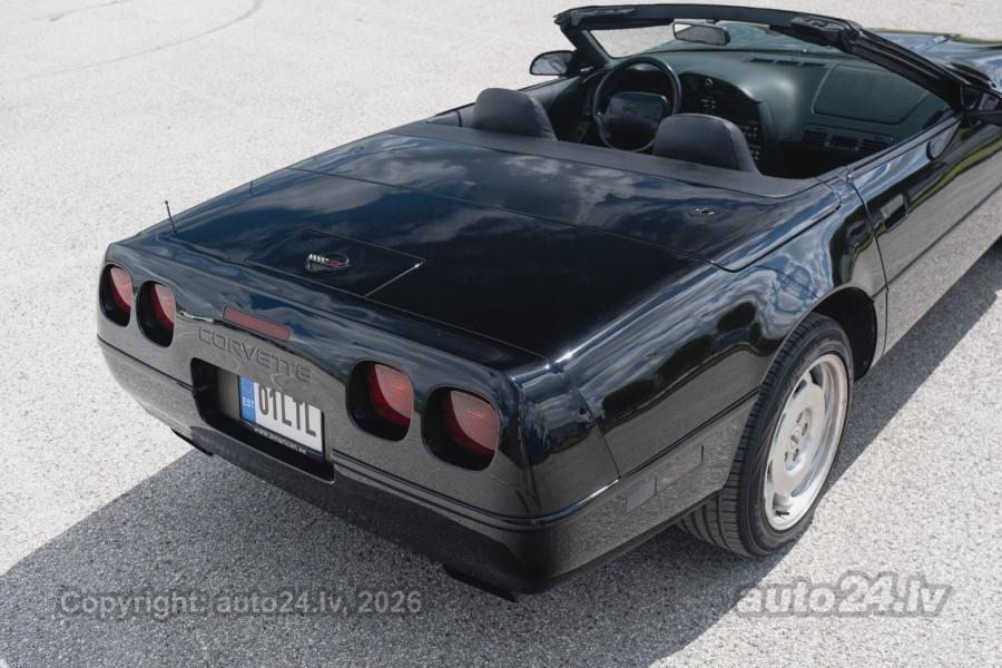 Black Chevrolet Corvette 1994 in Tartu, with an engine capacity of 5.70 L and mileage of 222 thousand km for 10999 €, photo 12 on AUTOMOTO.COM.LV