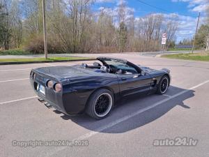 Melns Chevrolet Corvette 2001 Veru, ar dzinēja tilpumu 5.70 L un nobraukumu 200 tūkst. km par 26000 €, foto 4 vietnē AUTOMOTO.COM.LV