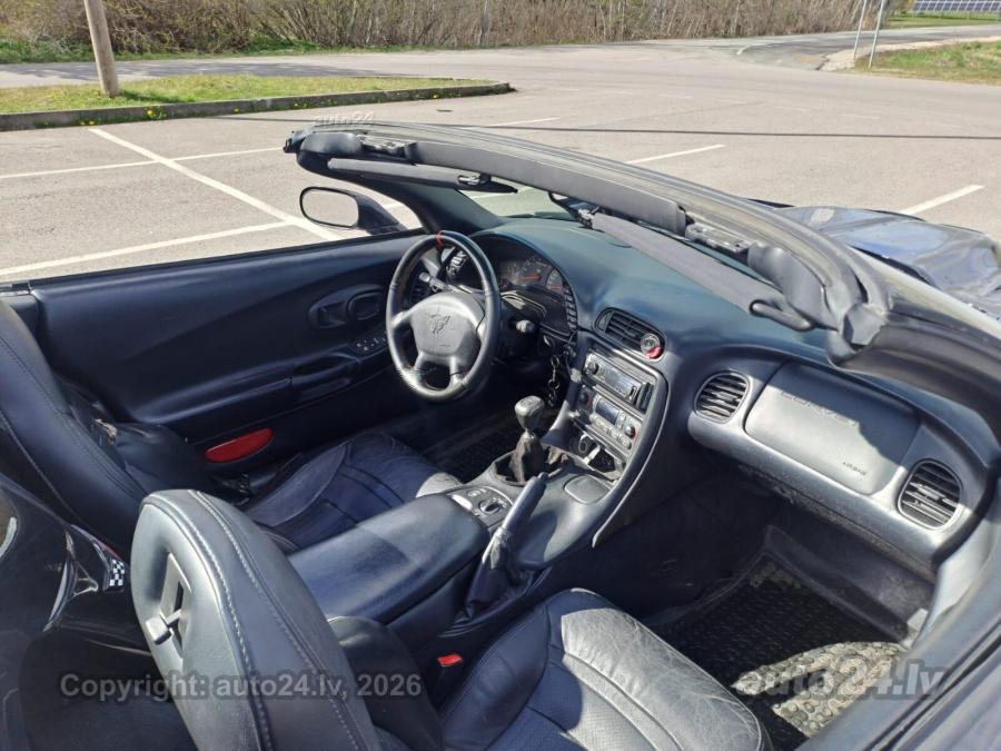 Melns Chevrolet Corvette 2001 Veru, ar dzinēja tilpumu 5.70 L un nobraukumu 200 tūkst. km par 26000 €, foto 5 vietnē AUTOMOTO.COM.LV