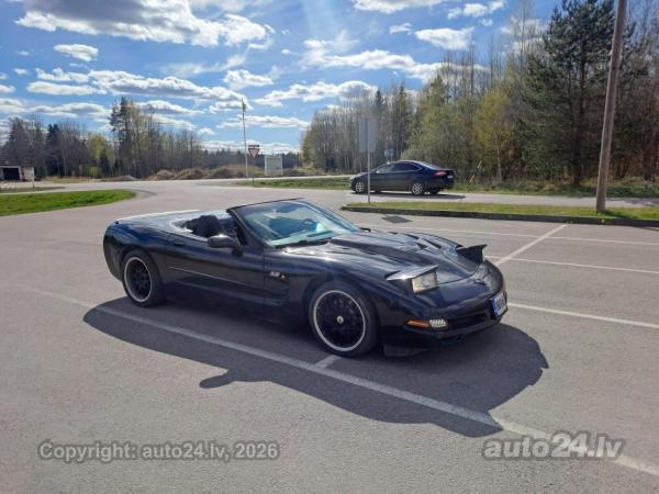 Melns Chevrolet Corvette 2001 Veru, ar dzinēja tilpumu 5.70 L un nobraukumu 200 tūkst. km par 26000 €, foto 6 vietnē AUTOMOTO.COM.LV