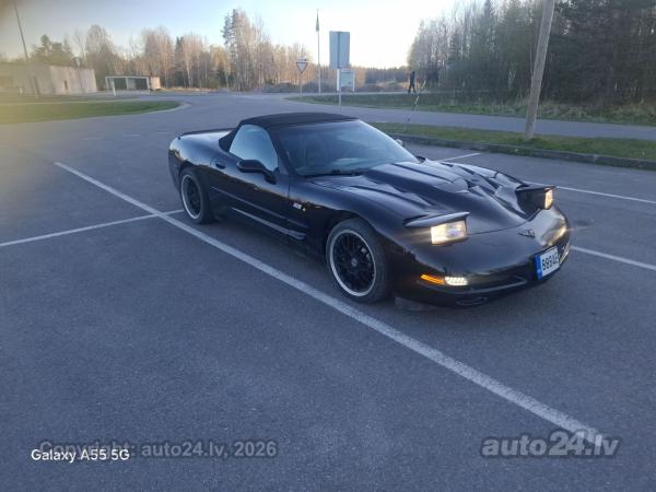 Melns Chevrolet Corvette 2001 Veru, ar dzinēja tilpumu 5.70 L un nobraukumu 200 tūkst. km par 26000 €, foto 8 vietnē AUTOMOTO.COM.LV
