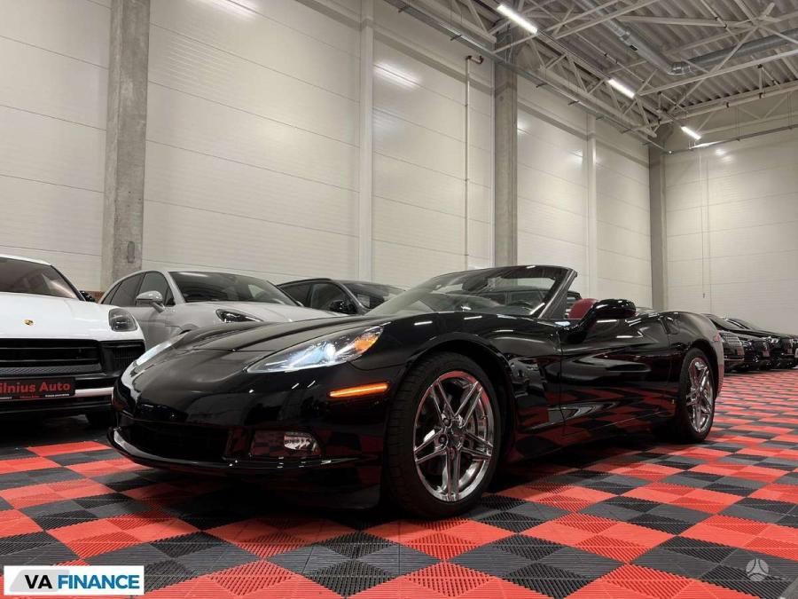 Melns Chevrolet Corvette 2006 Viļņa, ar dzinēja tilpumu 6.00 L un nobraukumu 23 tūkst. km par 26900 €, foto 1 vietnē AUTOMOTO.COM.LV