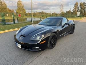 Melns Chevrolet Corvette 2007 Rīga, ar dzinēja tilpumu 5.70 L un nobraukumu 131 tūkst. km par 20900 €, foto  vietnē AUTOMOTO.COM.LV