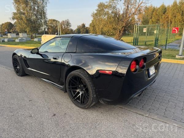 Melns Chevrolet Corvette 2007 Rīga, ar dzinēja tilpumu 5.70 L un nobraukumu 131 tūkst. km par 20900 €, foto 5 vietnē AUTOMOTO.COM.LV