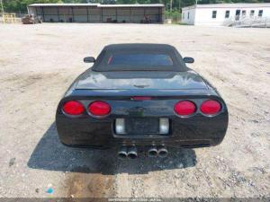 Melns Chevrolet Corvette 2000 Klaipėda, ar dzinēja tilpumu 0.00 L un nobraukumu 101 tūkst. km par 6800 €, foto 17 vietnē AUTOMOTO.COM.LV
