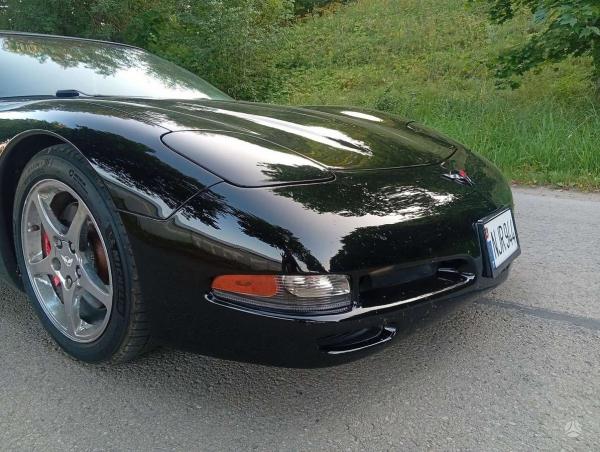 Melns Chevrolet Corvette 2003 Plungė, ar dzinēja tilpumu 5.70 L un nobraukumu 263 tūkst. km par 18500 €, foto 5 vietnē AUTOMOTO.COM.LV