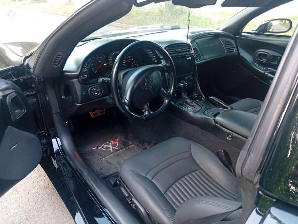 Melns Chevrolet Corvette 2003 Plungė, ar dzinēja tilpumu 5.70 L un nobraukumu 263 tūkst. km par 18500 €, foto 9 vietnē AUTOMOTO.COM.LV
