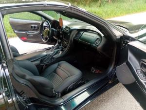 Melns Chevrolet Corvette 2003 Plungė, ar dzinēja tilpumu 5.70 L un nobraukumu 263 tūkst. km par 18500 €, foto 11 vietnē AUTOMOTO.COM.LV