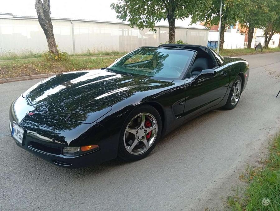 Melns Chevrolet Corvette 2003 Plungė, ar dzinēja tilpumu 5.70 L un nobraukumu 263 tūkst. km par 18500 €, foto 13 vietnē AUTOMOTO.COM.LV