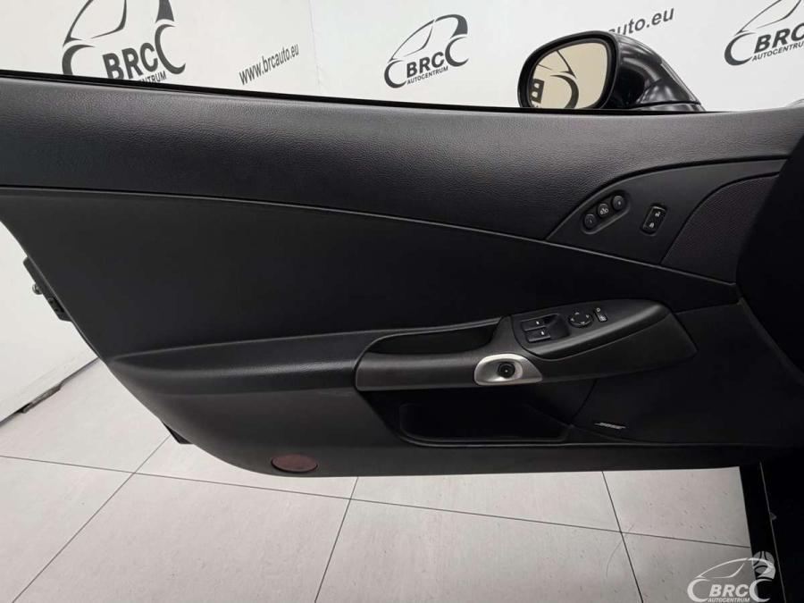 Black Chevrolet Corvette 2006 in Vilnius, with an engine capacity of 5.97 L and mileage of 223 thousand km for 22500 €, photo 13 on AUTOMOTO.COM.LV