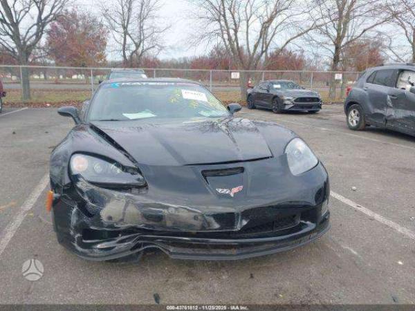 Black Chevrolet Corvette 2007 in Klaipeda, with an engine capacity of 7.00 L and mileage of 49 thousand km for 11000 €, photo 6 on AUTOMOTO.COM.LV
