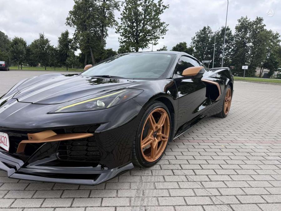 Melns Chevrolet Corvette 2020 Plungė, ar dzinēja tilpumu 6.20 L un nobraukumu 60 tūkst. km par 64999 €, foto 8 vietnē AUTOMOTO.COM.LV
