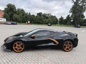 Melns Chevrolet Corvette 2020 Plungė, ar dzinēja tilpumu 6.20 L un nobraukumu 60 tūkst. km par 64999 €, foto 11 vietnē AUTOMOTO.COM.LV