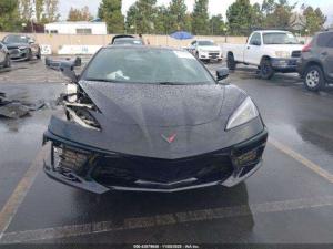 Black Chevrolet Corvette 2024 in Klaipeda, with an engine capacity of 6.20 L and mileage of 1 thousand km for 25100 €, photo 13 on AUTOMOTO.COM.LV