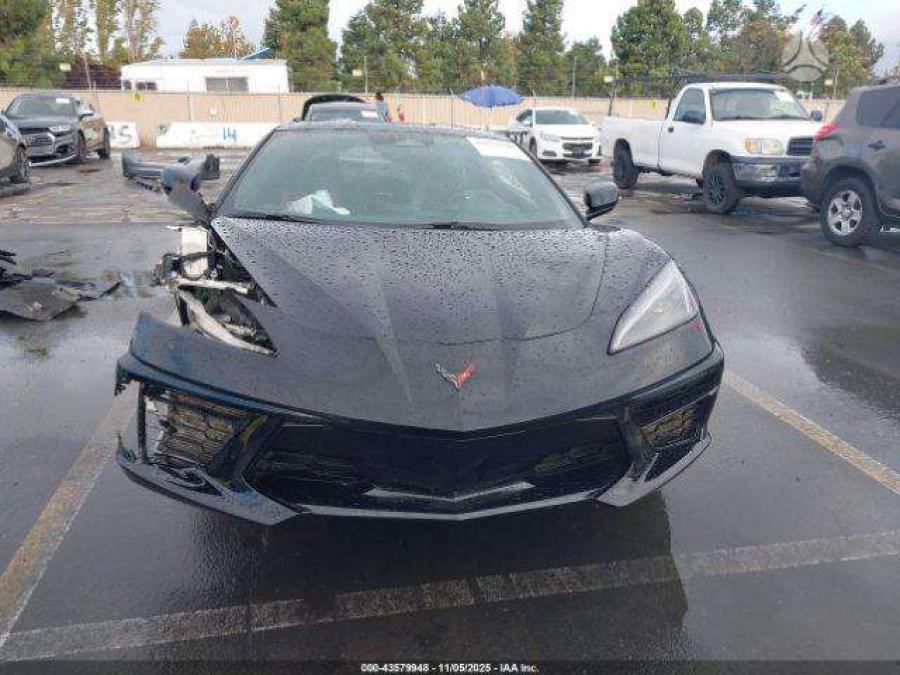Black Chevrolet Corvette 2024 in Klaipeda, with an engine capacity of 6.20 L and mileage of 1 thousand km for 25100 €, photo 13 on AUTOMOTO.COM.LV