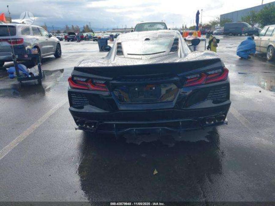 Black Chevrolet Corvette 2024 in Klaipeda, with an engine capacity of 6.20 L and mileage of 1 thousand km for 25100 €, photo 17 on AUTOMOTO.COM.LV