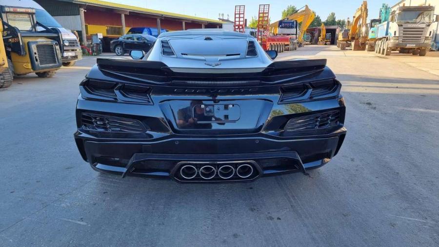 Melns Chevrolet Corvette 2025 Šauļi, ar dzinēja tilpumu 0.00 L un nobraukumu 800 tūkst. km par 150000 €, foto 8 vietnē AUTOMOTO.COM.LV