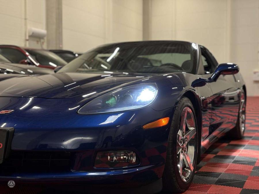 Blue Chevrolet Corvette 2007 in Vilnius, with an engine capacity of 5.97 L and mileage of 64 thousand km for 28999 €, photo 8 on AUTOMOTO.COM.LV