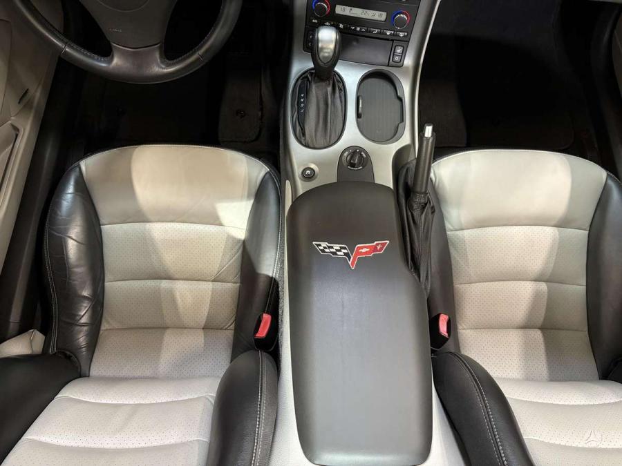 Blue Chevrolet Corvette 2007 in Vilnius, with an engine capacity of 5.97 L and mileage of 64 thousand km for 28999 €, photo 26 on AUTOMOTO.COM.LV