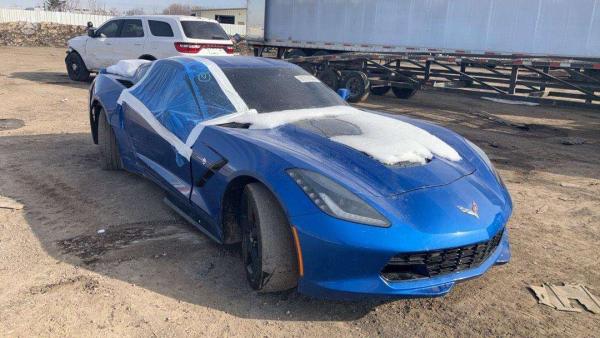 Blue Chevrolet Corvette 2015 in Kaunas, with an engine capacity of 6.20 L and mileage of 97 thousand km for 23500 €, photo 10 on AUTOMOTO.COM.LV