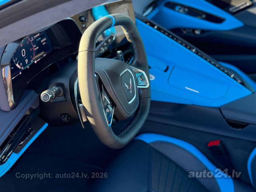 Zils Chevrolet Corvette 2025 Tallina, ar dzinēja tilpumu 6.20 L un nobraukumu 0 tūkst. km par 113900 €, foto 17 vietnē AUTOMOTO.COM.LV