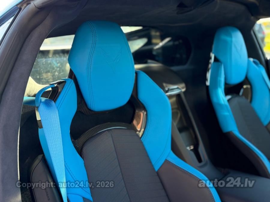 Zils Chevrolet Corvette 2025 Tallina, ar dzinēja tilpumu 6.20 L un nobraukumu 0 tūkst. km par 113900 €, foto 20 vietnē AUTOMOTO.COM.LV