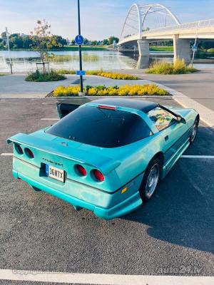 Green Chevrolet Corvette 1990 in Tallinn, with an engine capacity of 5.70 L and mileage of 0 thousand km for 15000 €, photo 8 on AUTOMOTO.COM.LV