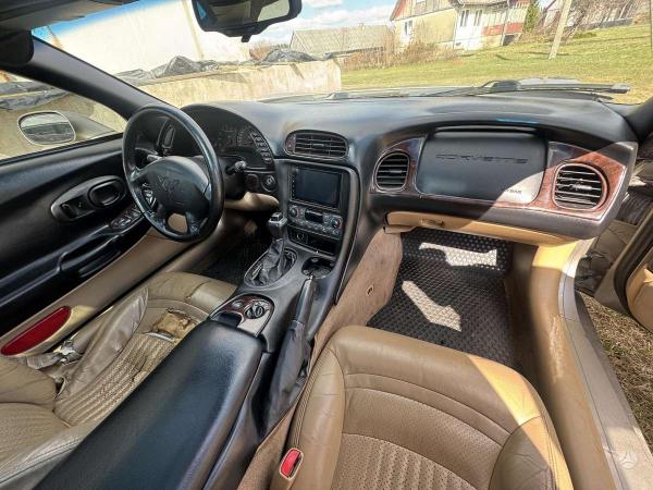 Pelēks Chevrolet Corvette 1998 Plungė, ar dzinēja tilpumu 5.70 L un nobraukumu 197 tūkst. km par 13500 €, foto 7 vietnē AUTOMOTO.COM.LV