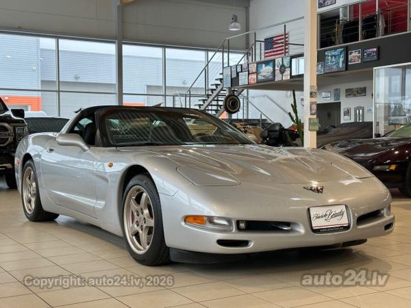 Pelēks Chevrolet Corvette 1999 Tallina, ar dzinēja tilpumu 5.70 L un nobraukumu 119 tūkst. km par 19900 €, foto 1 vietnē AUTOMOTO.COM.LV