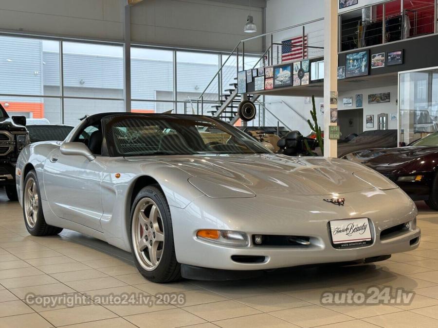 Pelēks Chevrolet Corvette 1999 Tallina, ar dzinēja tilpumu 5.70 L un nobraukumu 119 tūkst. km par 19900 €, foto 1 vietnē AUTOMOTO.COM.LV