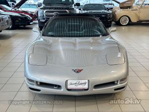 Pelēks Chevrolet Corvette 1999 Tallina, ar dzinēja tilpumu 5.70 L un nobraukumu 119 tūkst. km par 19900 €, foto 2 vietnē AUTOMOTO.COM.LV