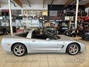 Pelēks Chevrolet Corvette 1999 Tallina, ar dzinēja tilpumu 5.70 L un nobraukumu 119 tūkst. km par 19900 €, foto 3 vietnē AUTOMOTO.COM.LV