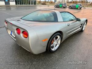 Pelēks Chevrolet Corvette 2001 Tallina, ar dzinēja tilpumu 5.70 L un nobraukumu 193 tūkst. km par 18500 €, foto 6 vietnē AUTOMOTO.COM.LV