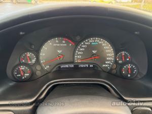 Pelēks Chevrolet Corvette 2001 Tallina, ar dzinēja tilpumu 5.70 L un nobraukumu 193 tūkst. km par 18500 €, foto 12 vietnē AUTOMOTO.COM.LV