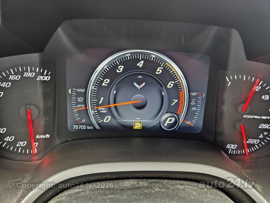Grey Chevrolet Corvette 2016 in Tallinn, with an engine capacity of 6.20 L and mileage of 75 thousand km for 39000 €, photo 18 on AUTOMOTO.COM.LV
