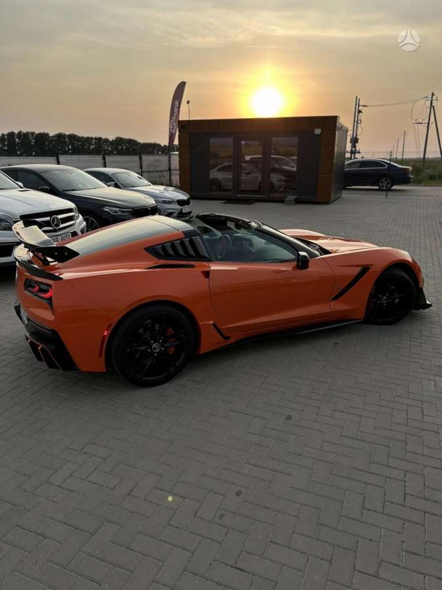 Orange Chevrolet Corvette 2015 in Kaunas, with an engine capacity of 6.16 L and mileage of 65 thousand km for 47300 €, photo 11 on AUTOMOTO.COM.LV