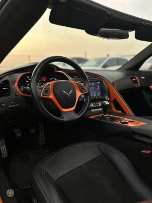 Orange Chevrolet Corvette 2015 in Kaunas, with an engine capacity of 6.16 L and mileage of 65 thousand km for 47300 €, photo 17 on AUTOMOTO.COM.LV