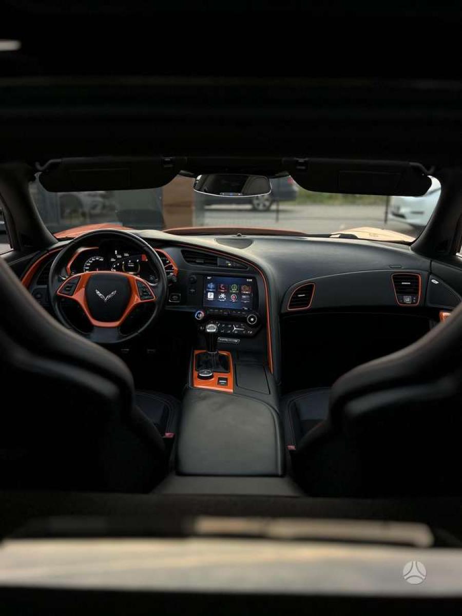 Orange Chevrolet Corvette 2015 in Kaunas, with an engine capacity of 6.16 L and mileage of 65 thousand km for 47300 €, photo 18 on AUTOMOTO.COM.LV