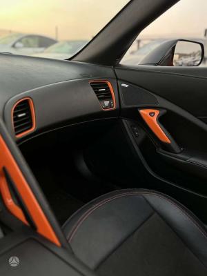 Orange Chevrolet Corvette 2015 in Kaunas, with an engine capacity of 6.16 L and mileage of 65 thousand km for 47300 €, photo 23 on AUTOMOTO.COM.LV