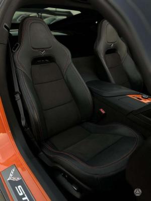 Orange Chevrolet Corvette 2015 in Kaunas, with an engine capacity of 6.16 L and mileage of 65 thousand km for 47300 €, photo 26 on AUTOMOTO.COM.LV