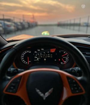 Orange Chevrolet Corvette 2015 in Kaunas, with an engine capacity of 6.16 L and mileage of 65 thousand km for 47300 €, photo 28 on AUTOMOTO.COM.LV
