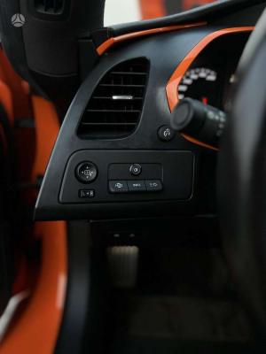 Orange Chevrolet Corvette 2015 in Kaunas, with an engine capacity of 6.16 L and mileage of 65 thousand km for 47300 €, photo 30 on AUTOMOTO.COM.LV