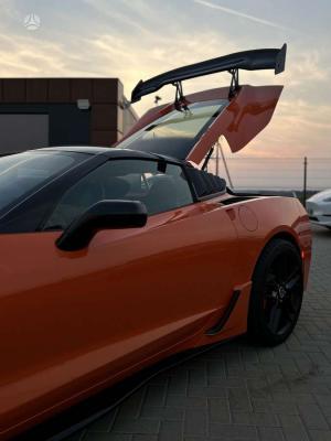 Orange Chevrolet Corvette 2015 in Kaunas, with an engine capacity of 6.16 L and mileage of 65 thousand km for 47300 €, photo 34 on AUTOMOTO.COM.LV