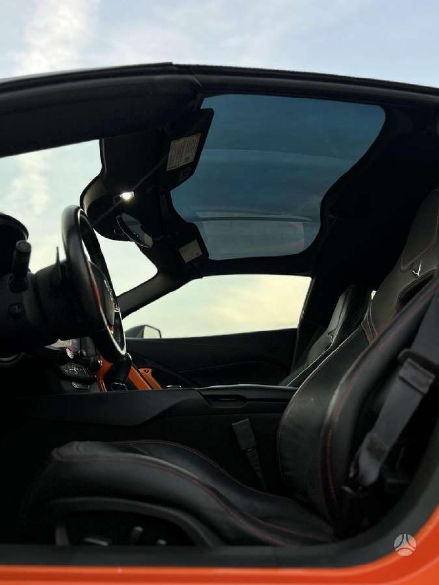 Orange Chevrolet Corvette 2015 in Kaunas, with an engine capacity of 6.16 L and mileage of 65 thousand km for 47300 €, photo 36 on AUTOMOTO.COM.LV