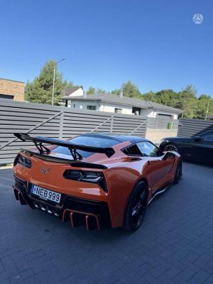 Orange Chevrolet Corvette 2016 in Vilnius, with an engine capacity of 6.20 L and mileage of 60 thousand km for 55000 €, photo 6 on AUTOMOTO.COM.LV