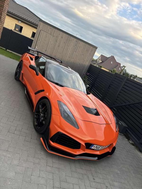 Orange Chevrolet Corvette 2016 in Vilnius, with an engine capacity of 6.20 L and mileage of 60 thousand km for 55000 €, photo 7 on AUTOMOTO.COM.LV