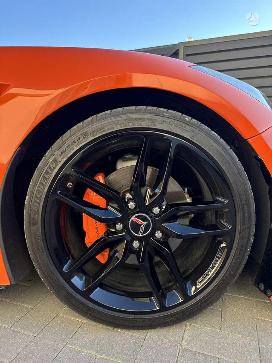 Orange Chevrolet Corvette 2016 in Vilnius, with an engine capacity of 6.20 L and mileage of 60 thousand km for 55000 €, photo 13 on AUTOMOTO.COM.LV