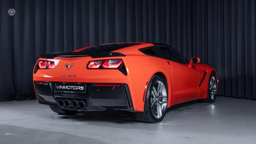 Orange Chevrolet Corvette 2019 in Vilnius, with an engine capacity of 6.20 L and mileage of 50 thousand km for 46999 €, photo 5 on AUTOMOTO.COM.LV